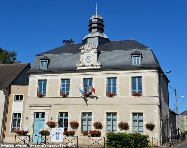 Mairie de Donzy un patrimoine - Nièvre Passion